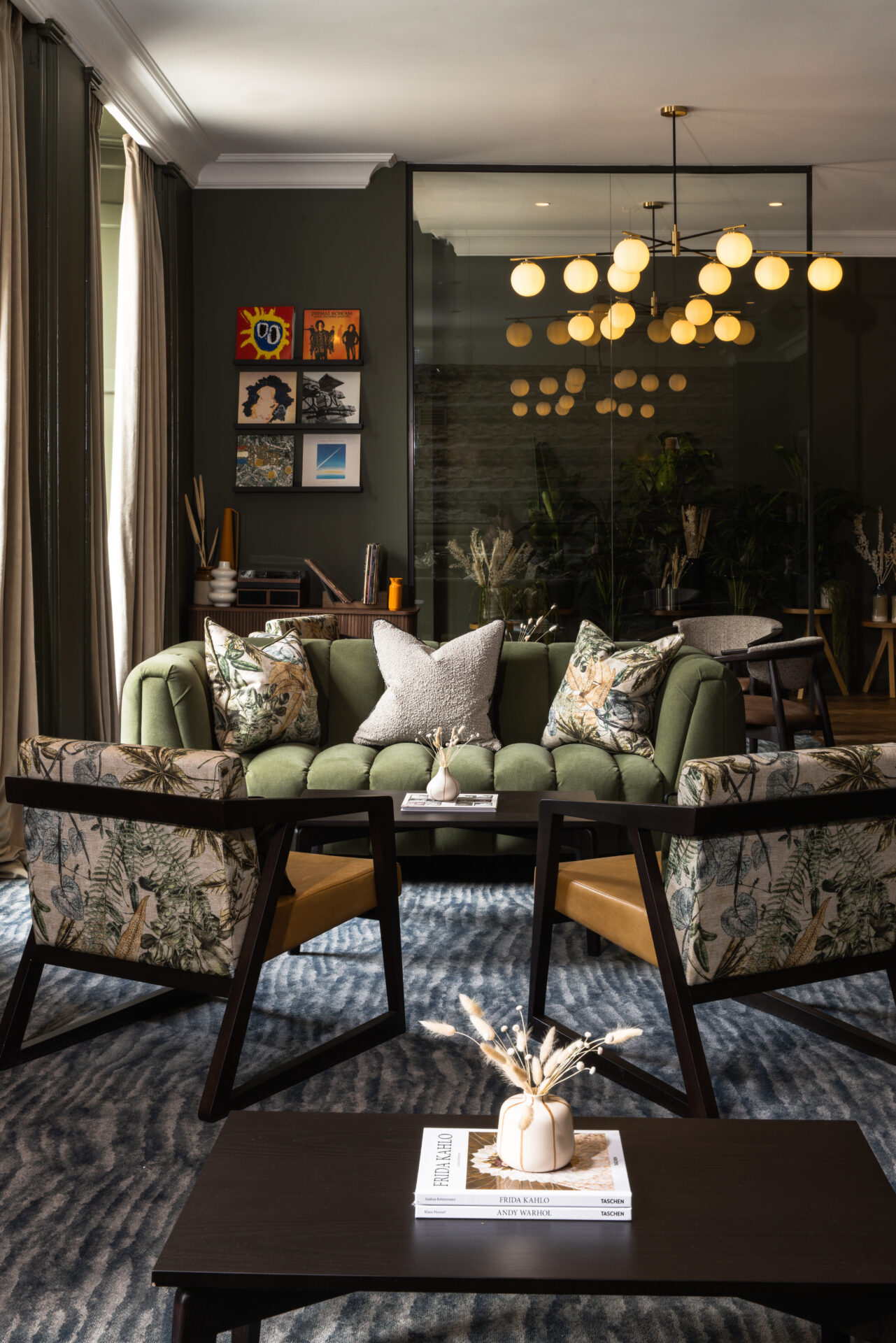 Native Edinburgh review: 'Cosy aparthotel reflects the city's charms ...