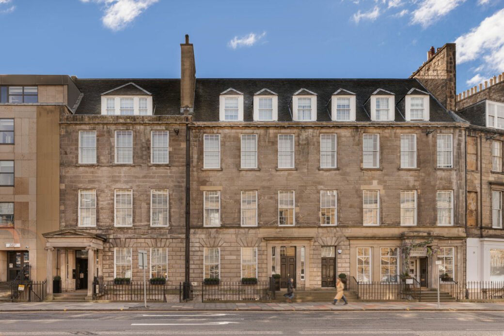 Native Edinburgh review: 'Cosy aparthotel reflects the city's charms ...