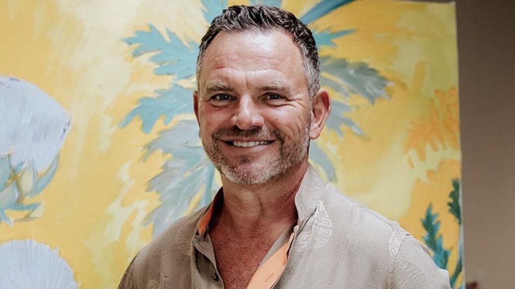 Michael Rumsby to help auction painting for charity - Attitude