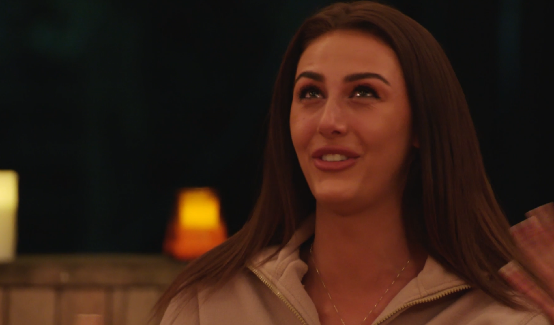 Chloe Veitch tearfully comes out as bisexual on E4 show - Attitude