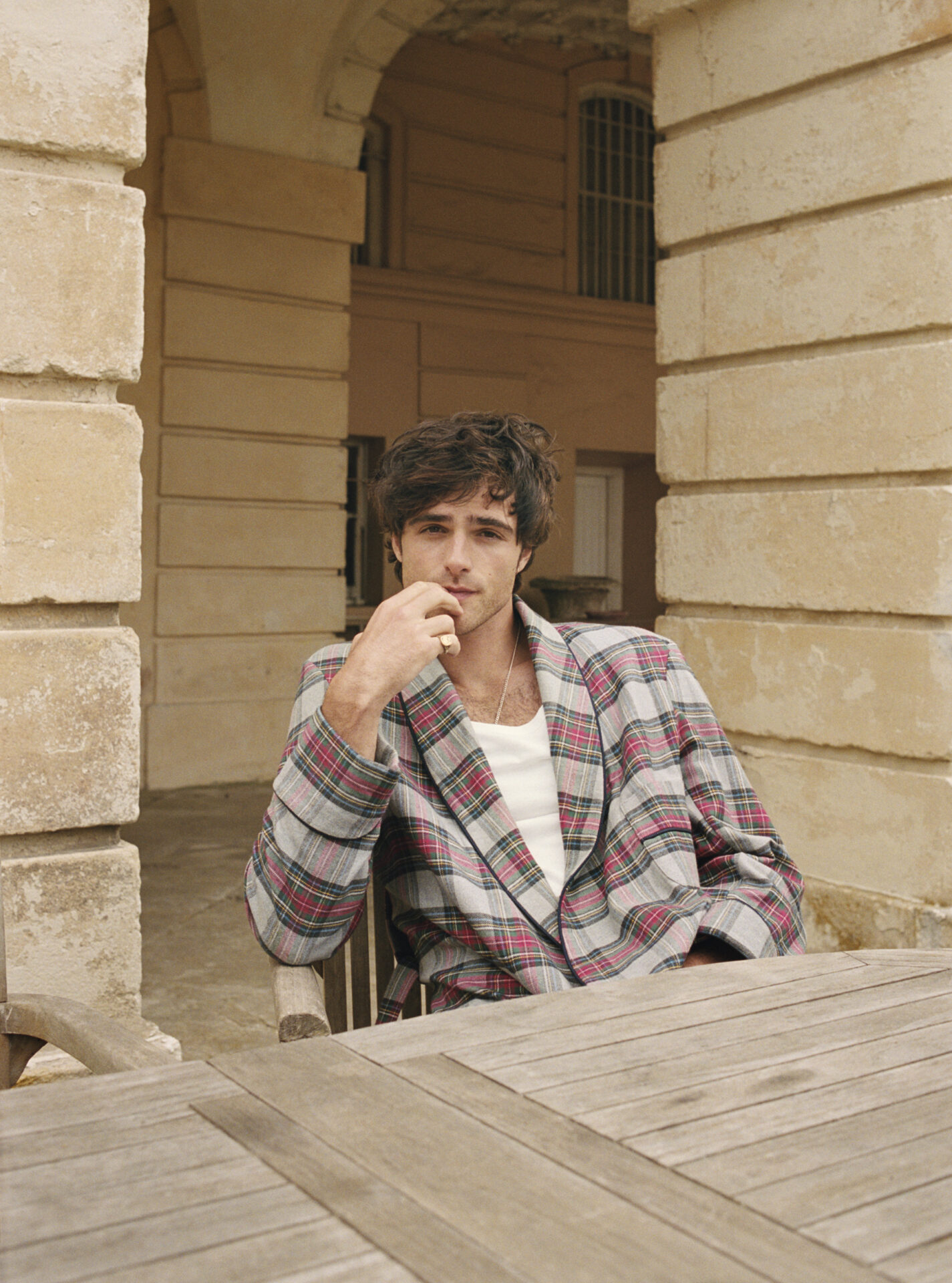 Saltburn's Jacob Elordi and Barry Keoghan pose up a storm as director ...
