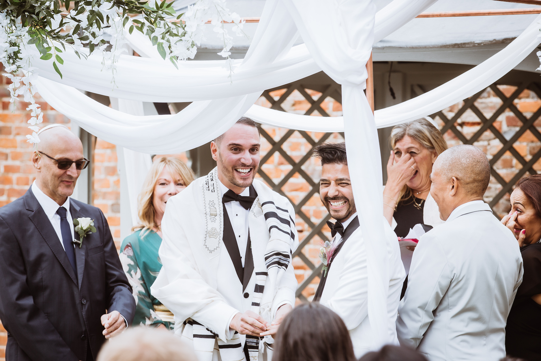 Check out this Jewish-Muslim gay couple's inspiring wedding album, in ...