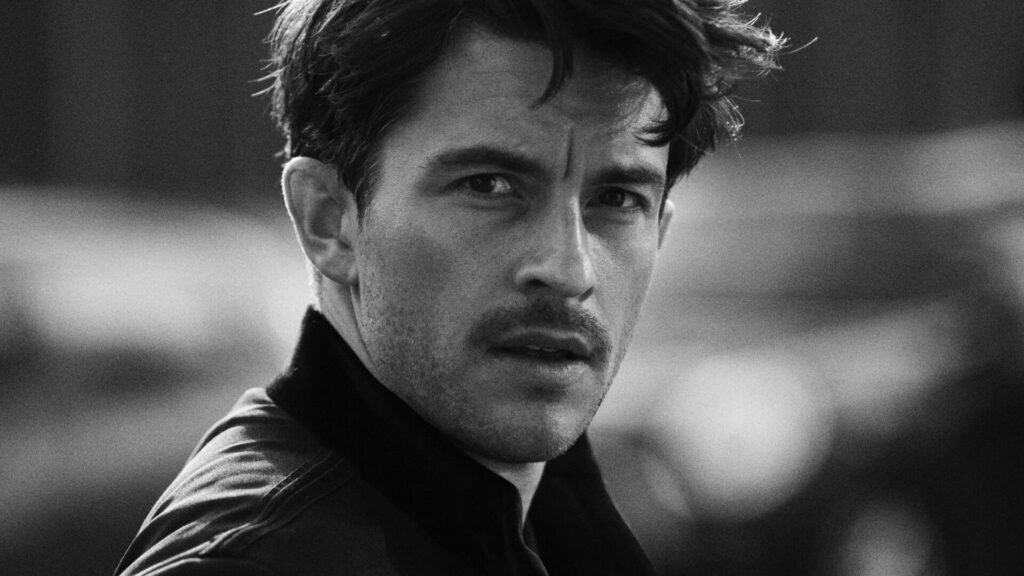 Jonathan Bailey on how he got his Heartstopper cameo - Attitude