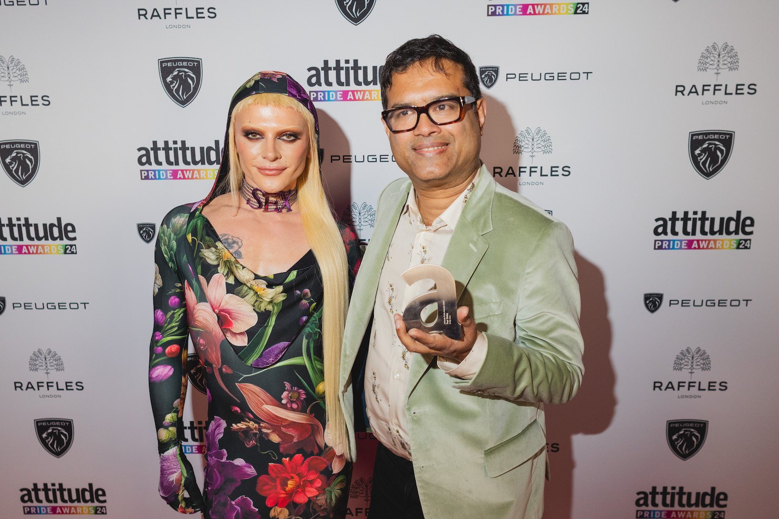 Paul Sinha discusses Parkinson's diagnosis on stage at the PEUGEOT ...