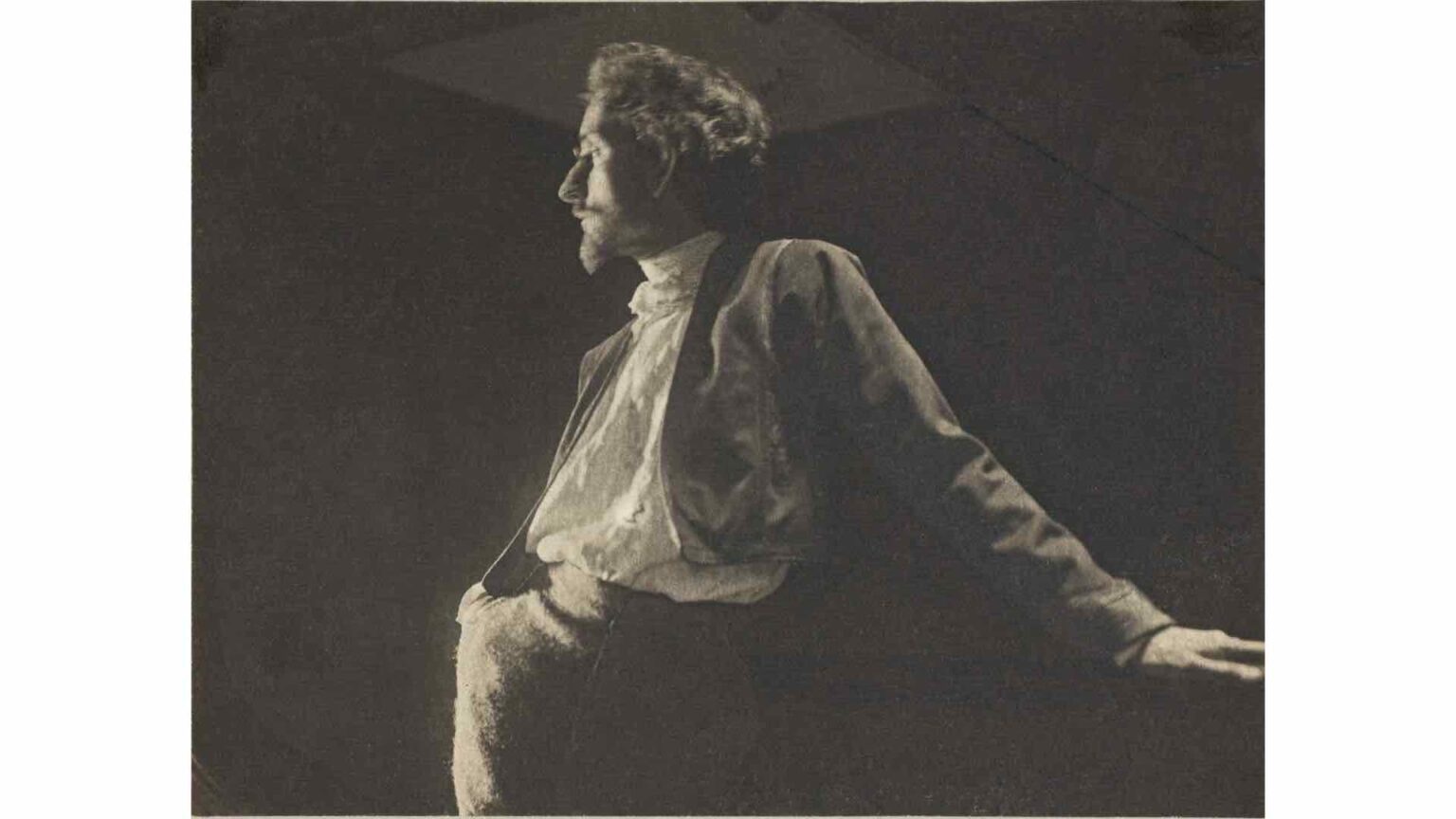 7 epic photos capturing queer history, such as this one from 1900