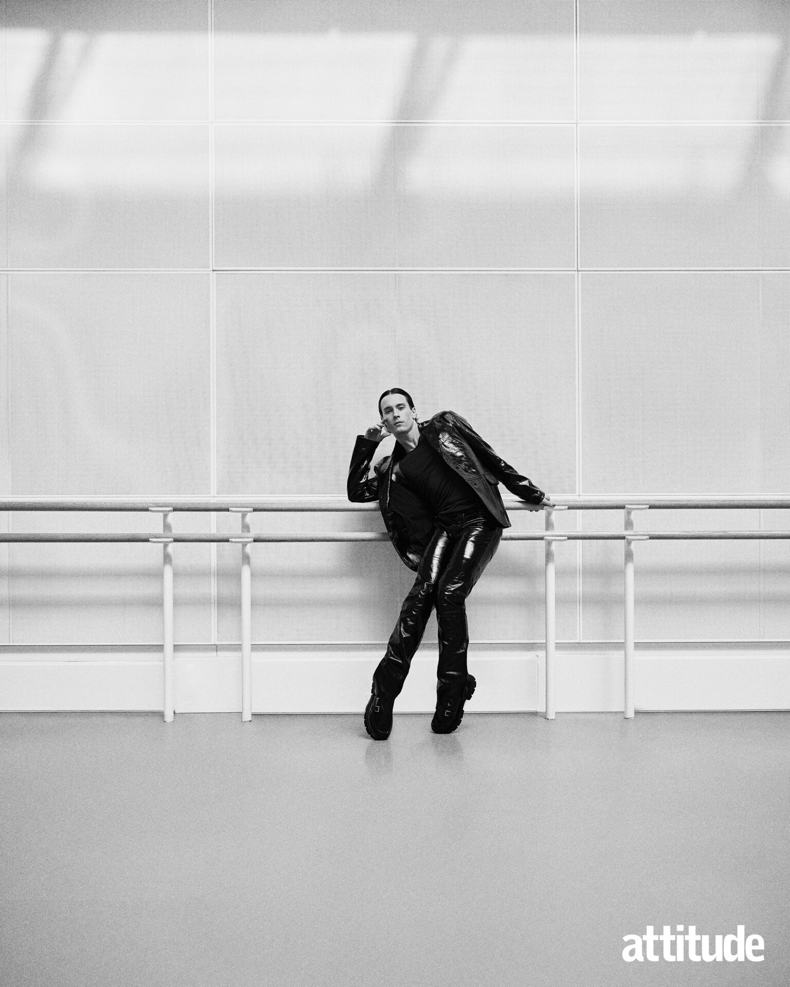 Moving On Up: Royal Ballet dancer Calvin Richardson embraces fashion ...