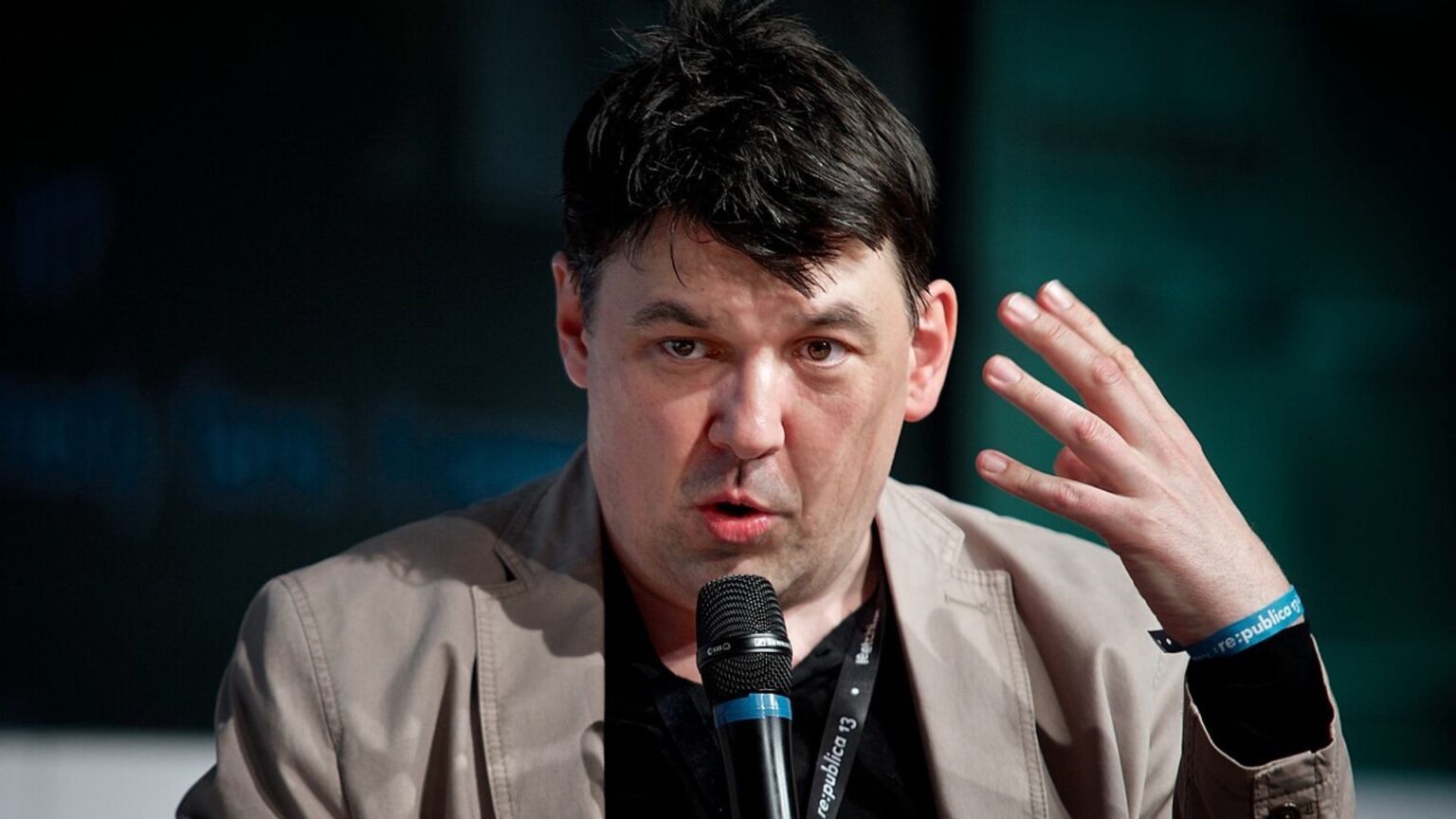 Graham Linehan developing vile game that punishes trans lesbians - Attitude
