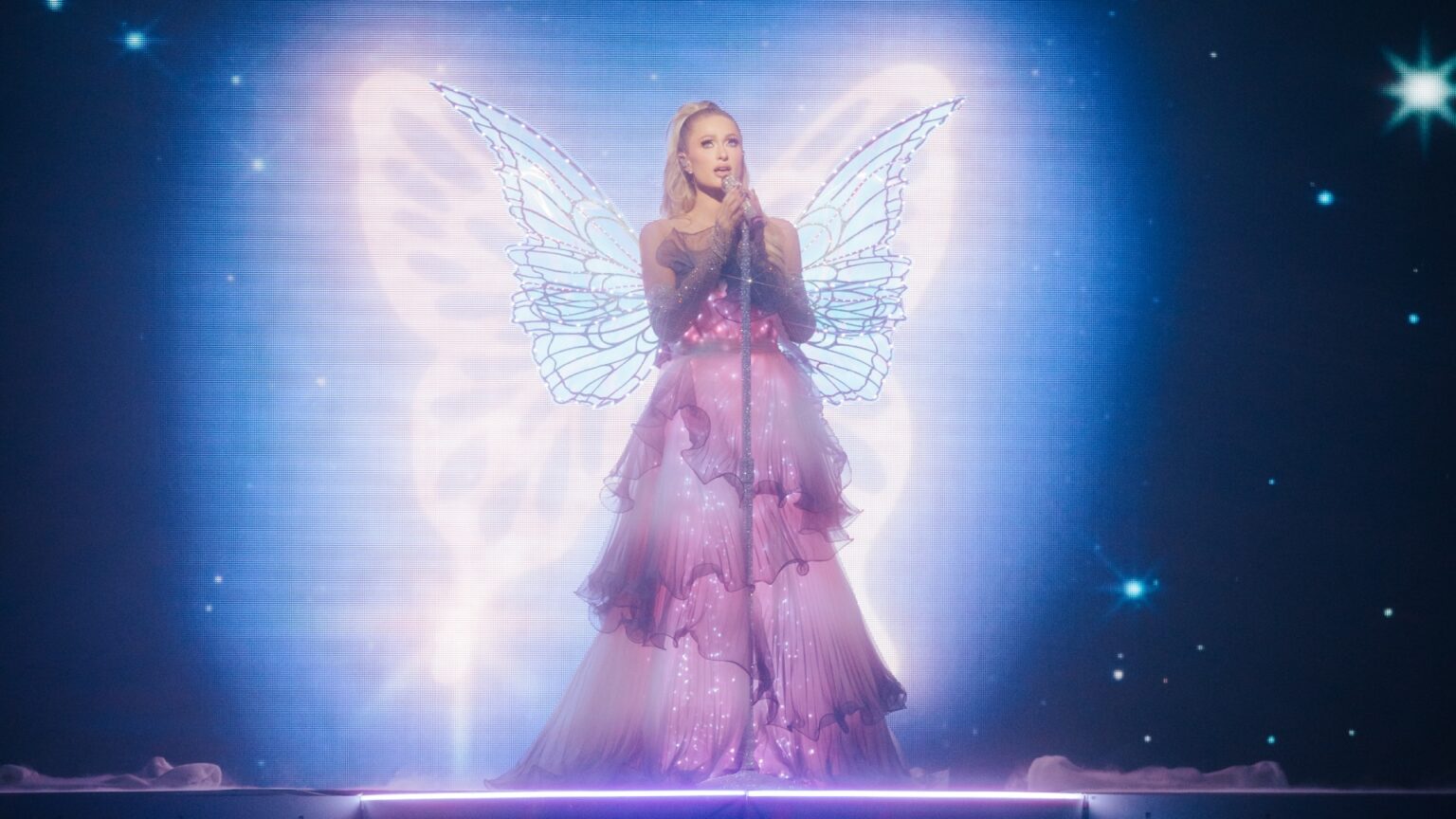 Paris Hilton sends epic message of support to trans people: 'Keep ...